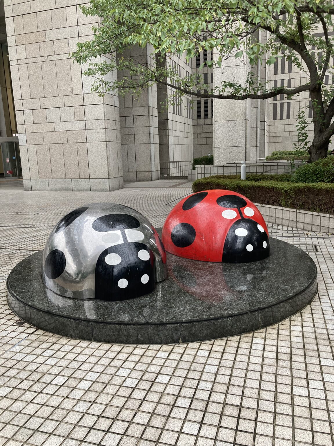 「TENTO MUSHI」宮本伸夫 - パブリックアート散歩